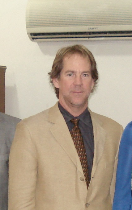 Headshot - Stephen Mackenzie - Higbee & Associates